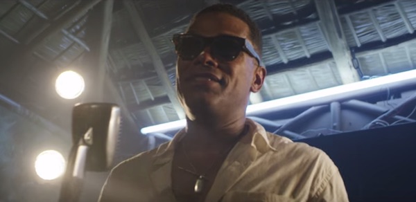 Behind The Scenes: Maxwell - 'Lake By The Ocean' - That Grape Juice