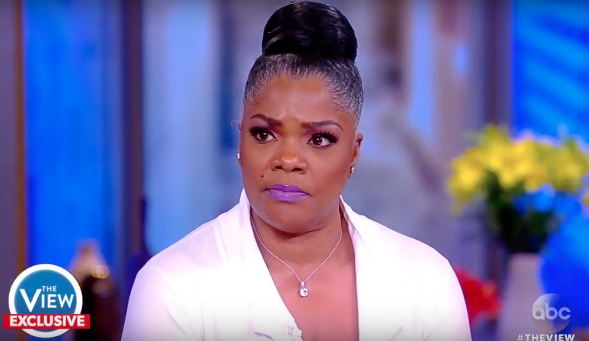 Mo'Nique Visits 'The View' To Discuss Netflix Boycott / Clashes With ...