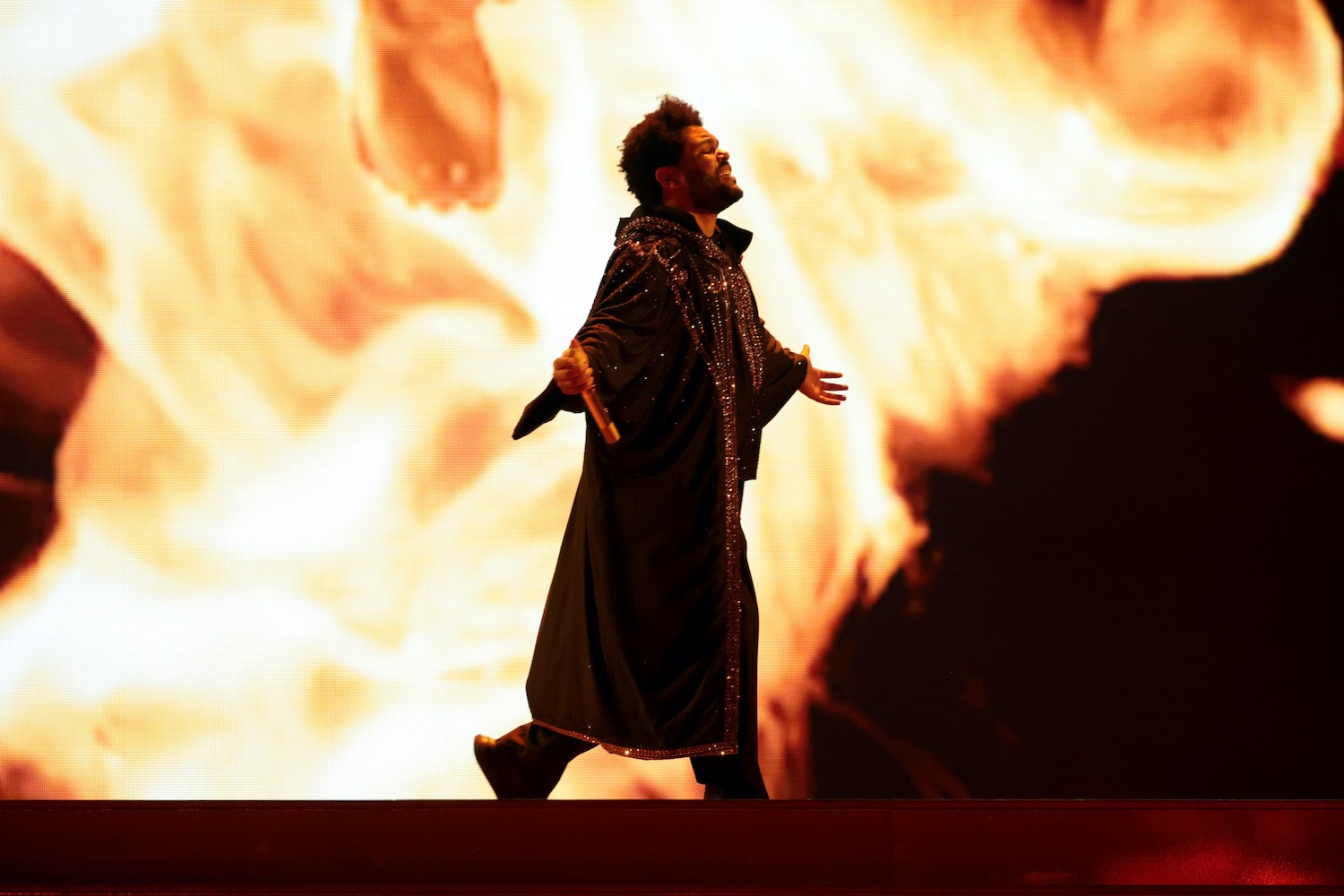 The Weeknd Kicks Off 'After Hours Til Dawn' 2025 Stadium Tour / Setlist ...